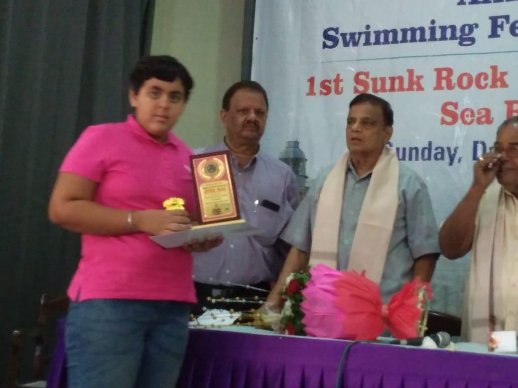 Naval special child felicitated for creating world record in open water ...