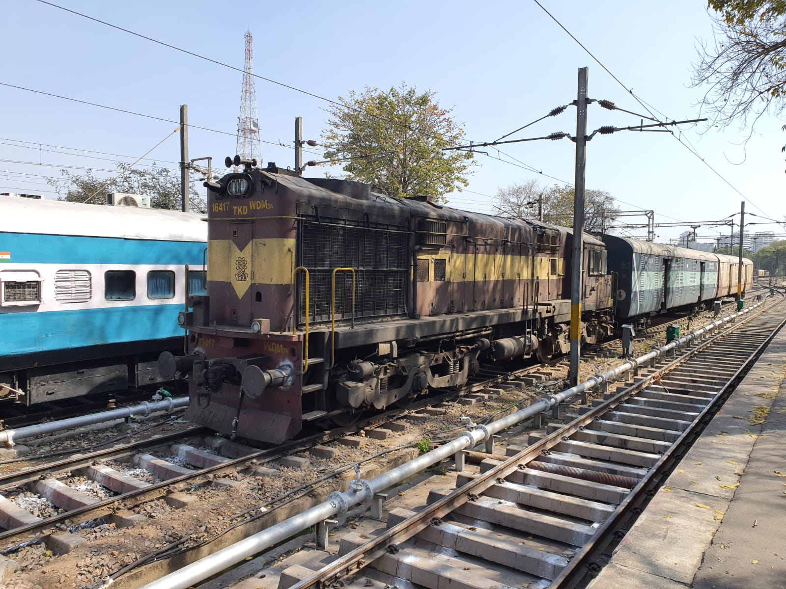 Traffic Block in Moradabad Division Causes Disruption to Train Services ...